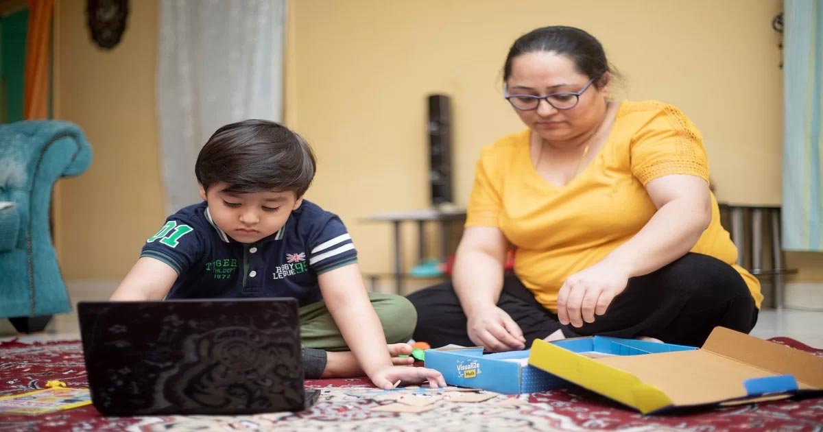 online education program| 6 factors to consider + best